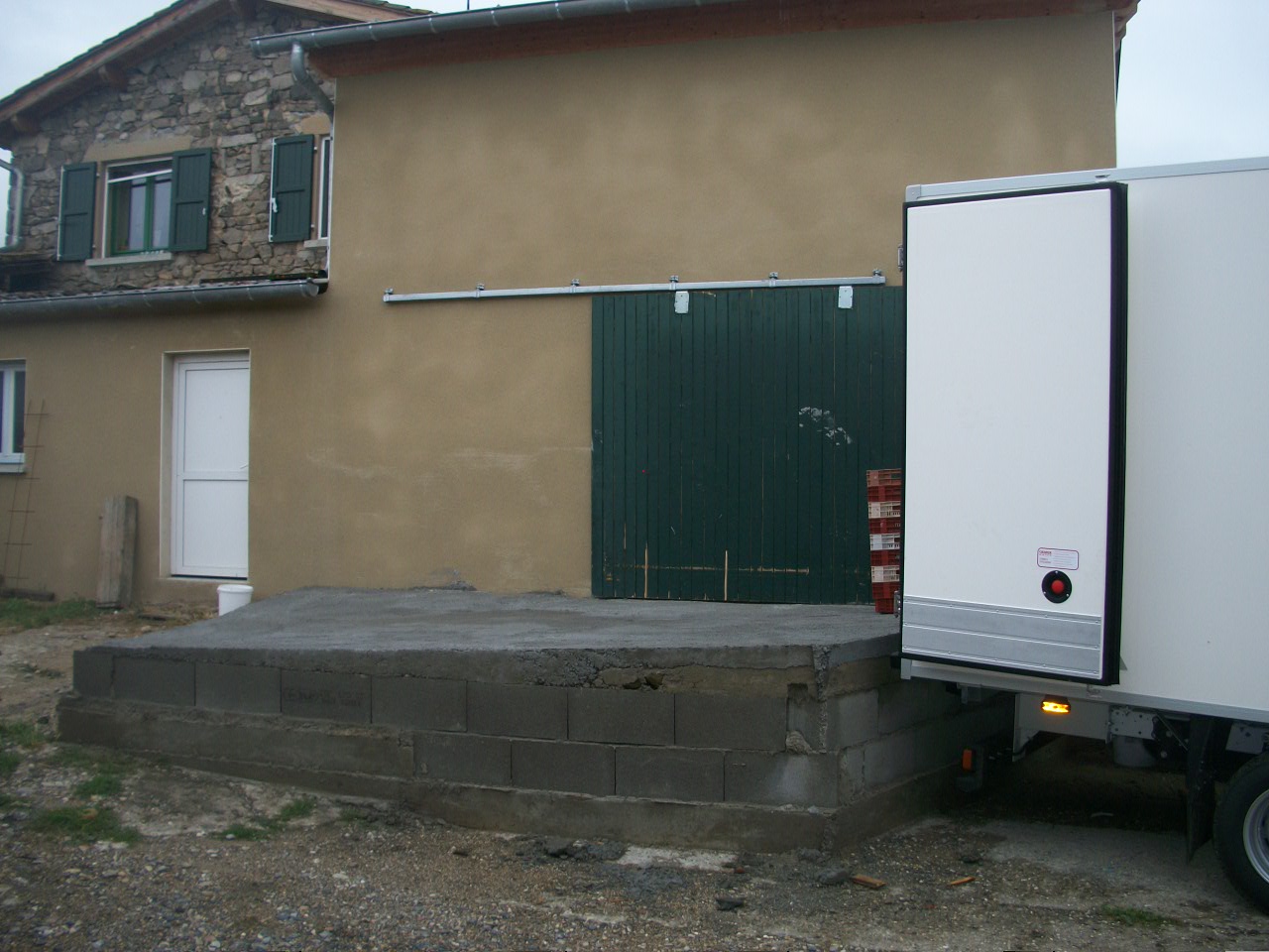 Quoi de neuf à la ferme: Nouveau camion, nouveau quai...